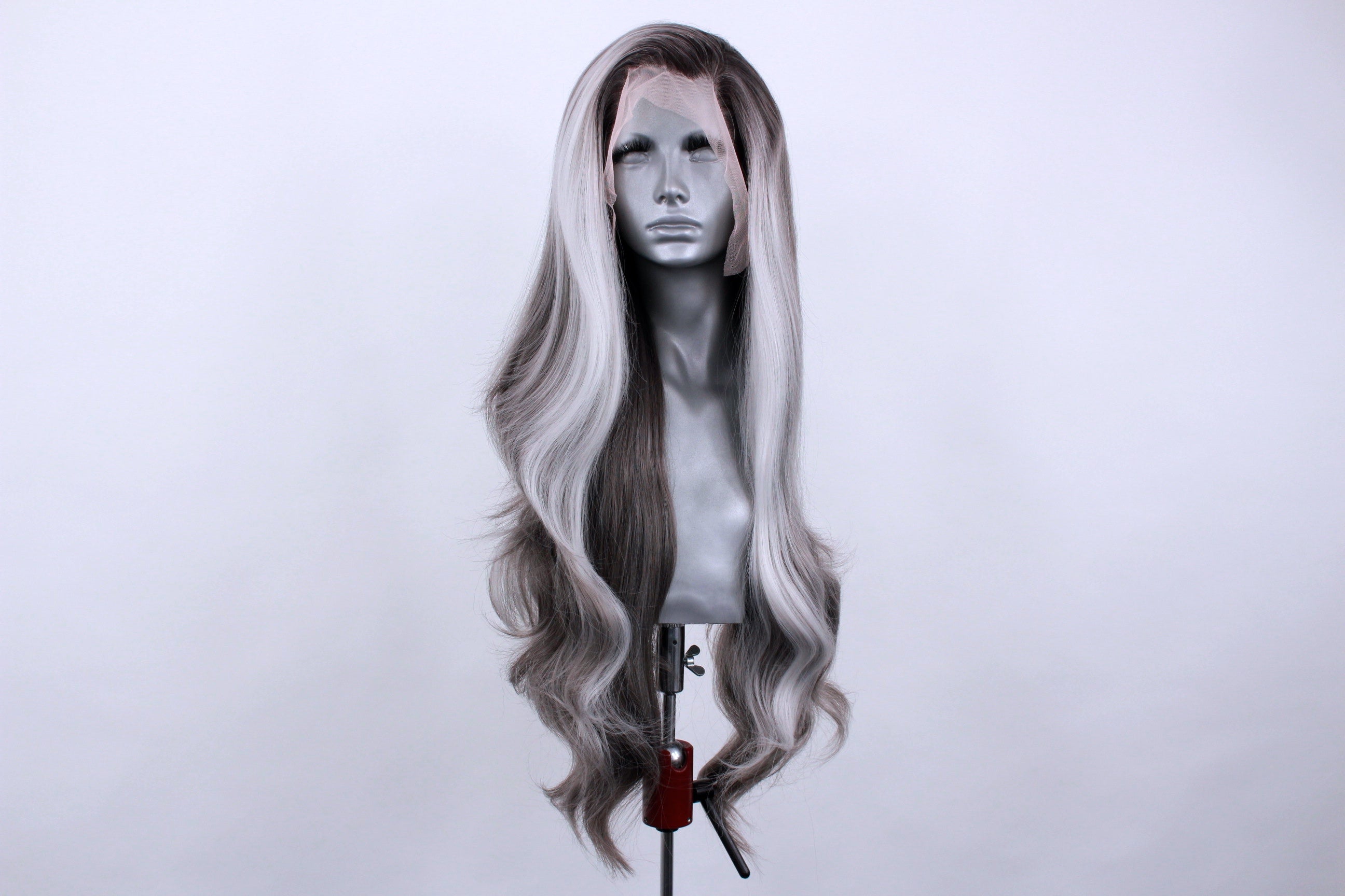 Khloe- Twilight – Webster Wigs