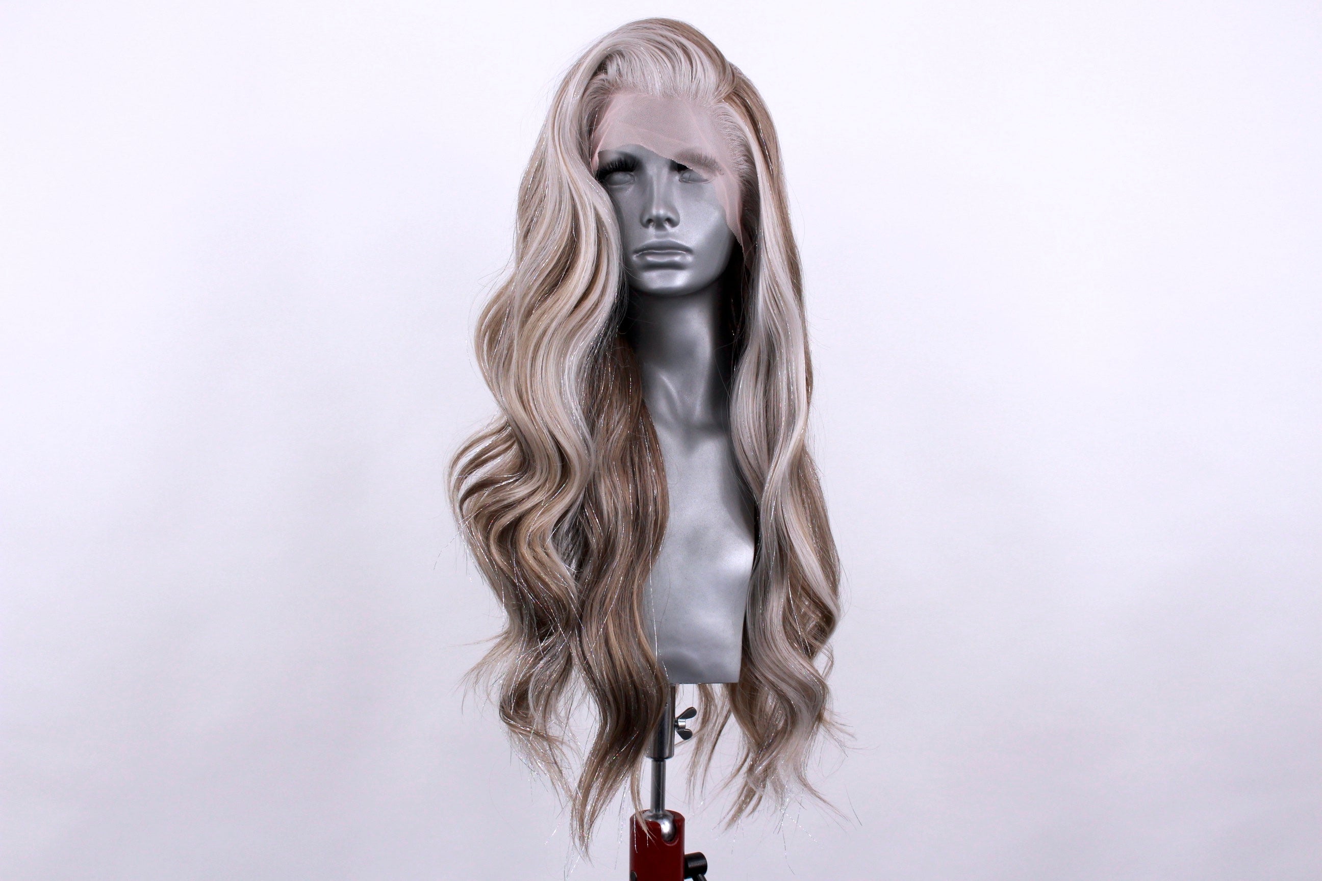 Blair- Ash Blonde Sparkle – Webster Wigs