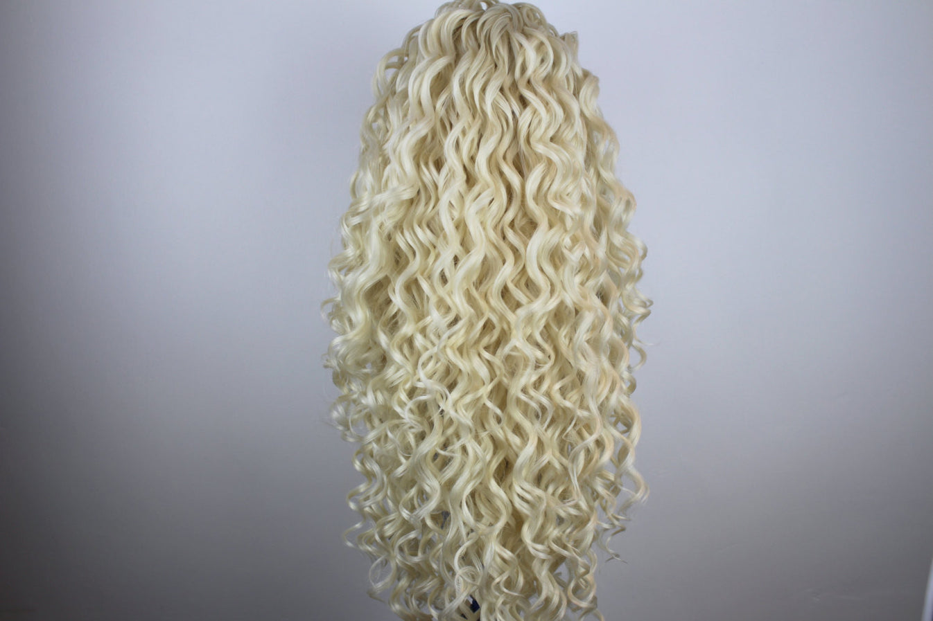 Isla- Platinum – Webster Wigs