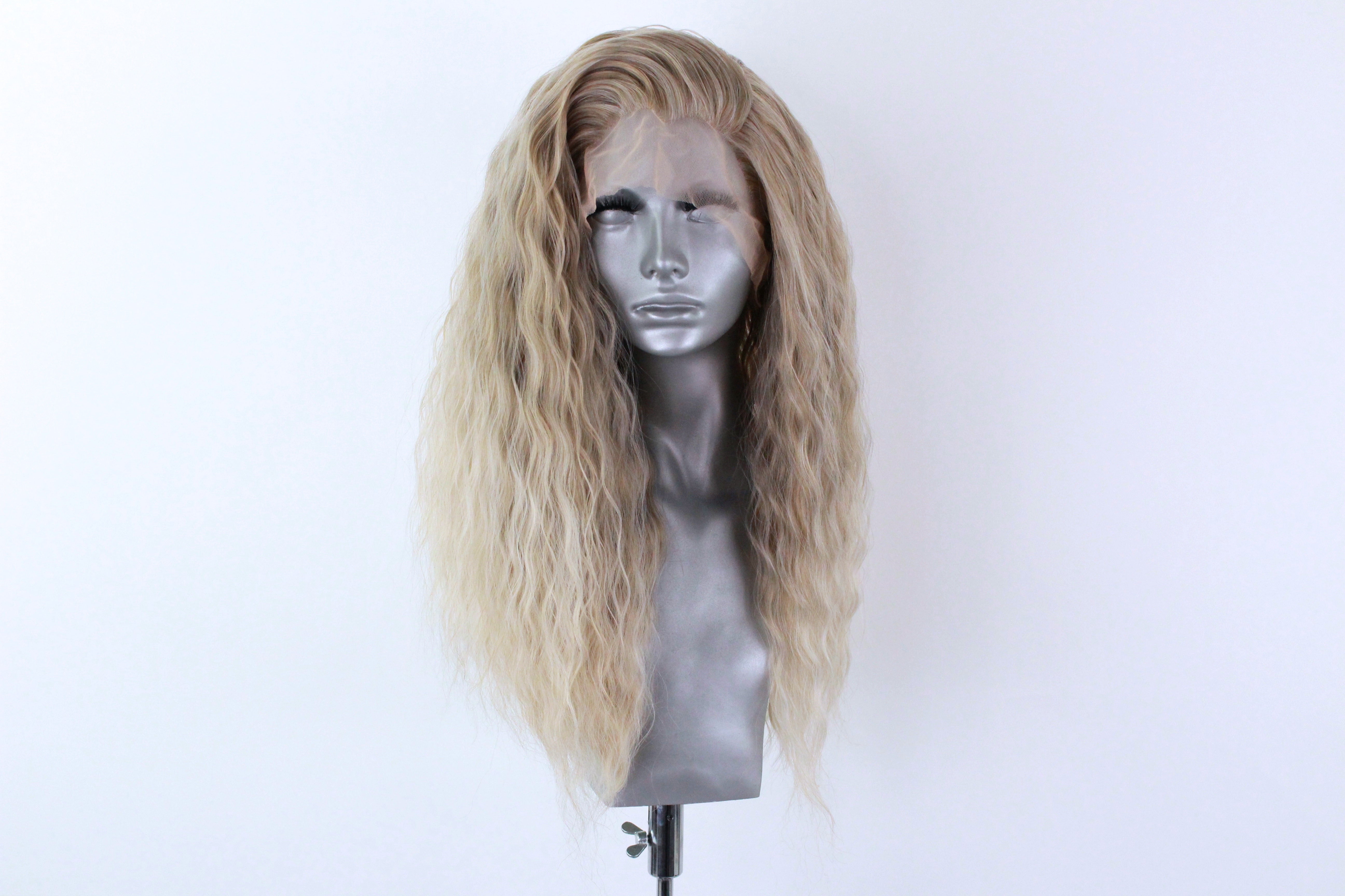 Evie- Platinum Ash – Webster Wigs
